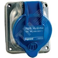 Розетка встраиваемая IP44 2К+З 230v 32А Hypra артикул 052732 Legrand ...